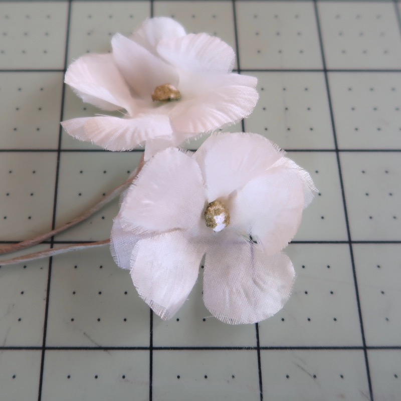 Reviving Vintage Silk Flowers – …out of a portrait